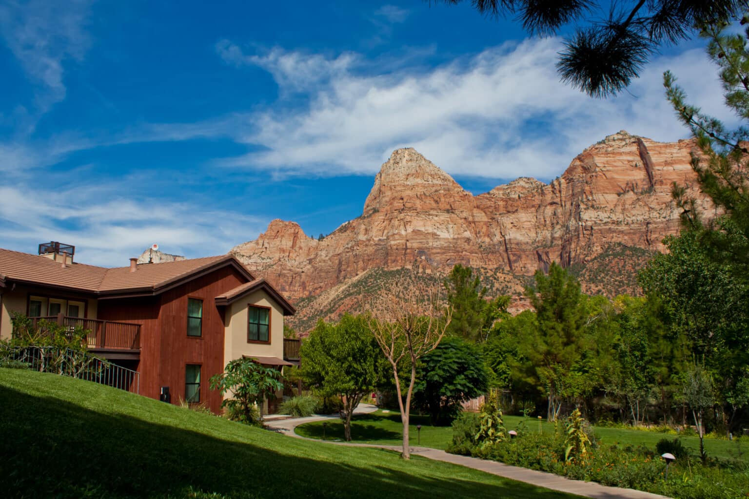 Explore Springdale - ZionNationalPark.com